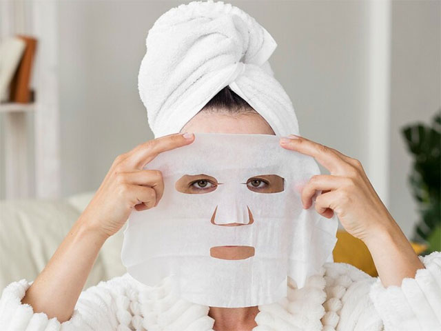 بهترین روش‌های پاکسازی و چربی زدایی پوست ⭐ یاری مارکت