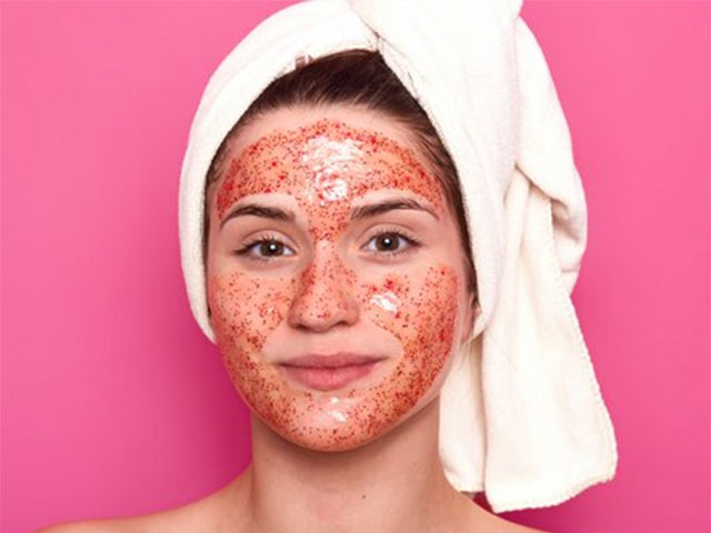 بهترین روش‌های پاکسازی و چربی زدایی پوست ⭐ یاری مارکت